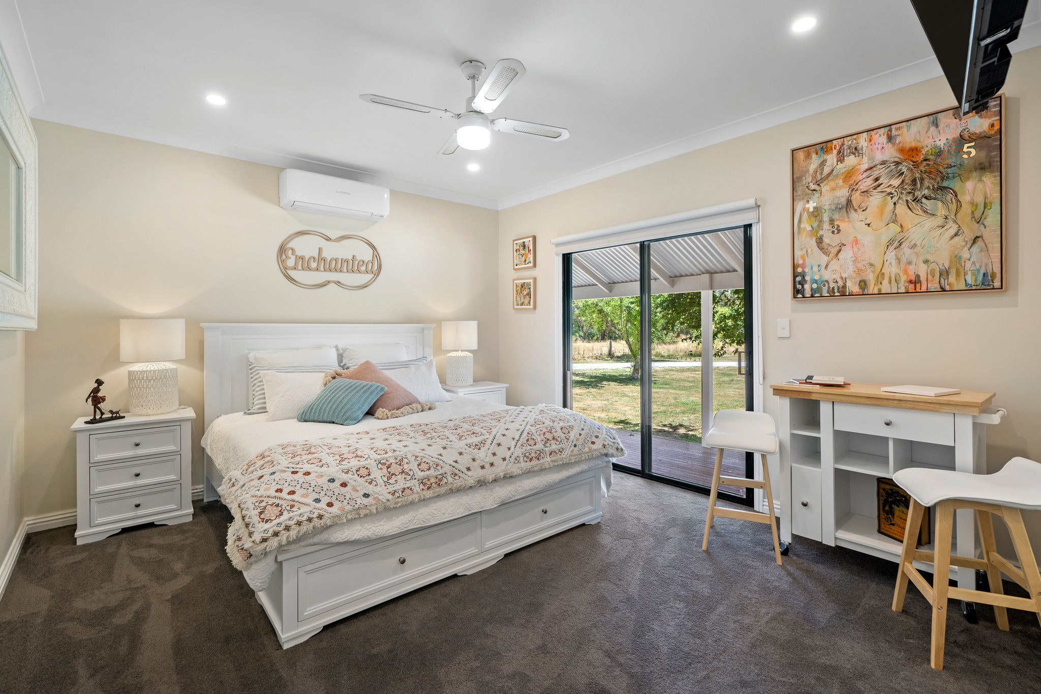 Property Highlights - Tell Tales Bed and Breakfast